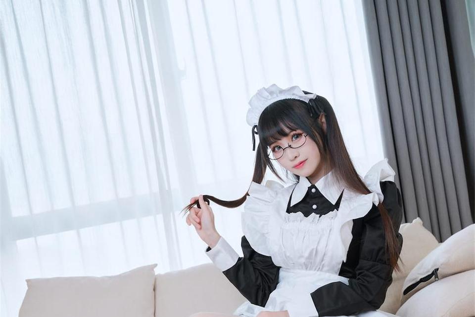 少女的勇气：Miko酱的1v10事件图包精选 - 雅晴芷
